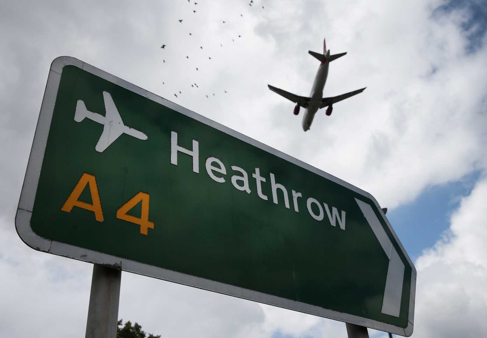 London Heathrow Airport Wallpapers (18 images) - WallpaperCat