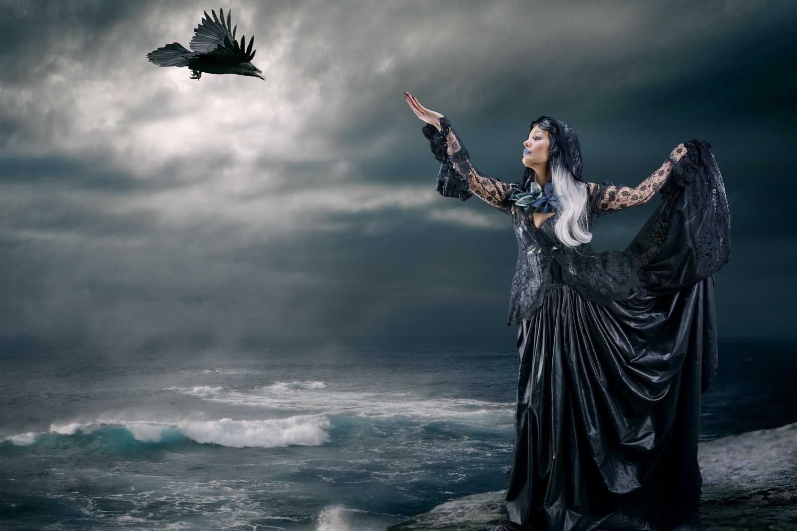 Goth Girl Wallpapers (31 images) - WallpaperCat