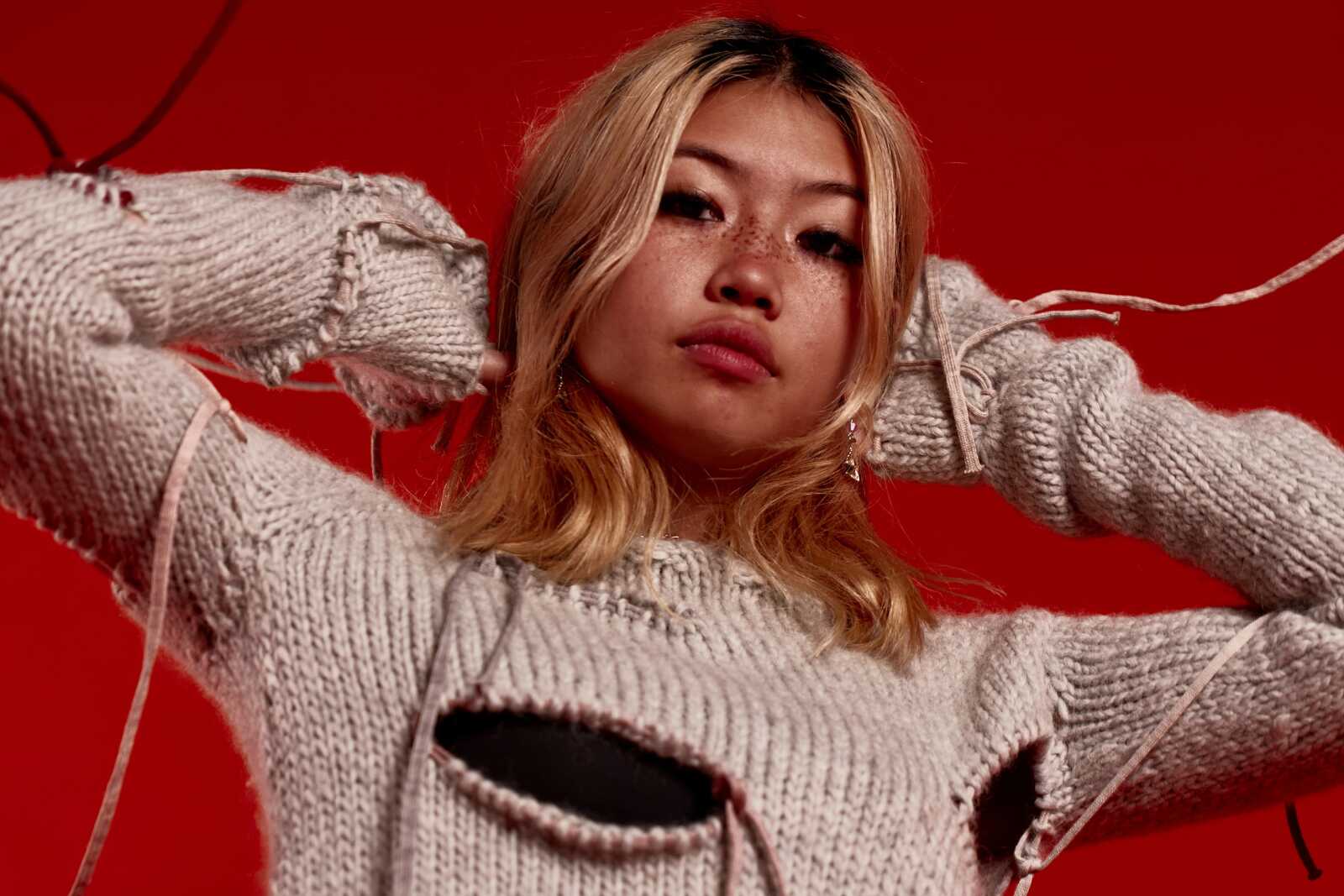 Beabadoobee Wallpapers (24 images) - WallpaperCat