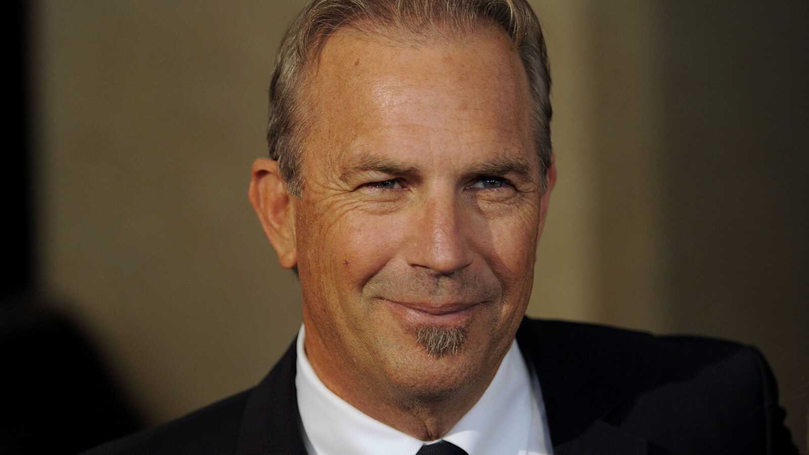 Kevin Costner Wallpapers (78 images) - WallpaperCat