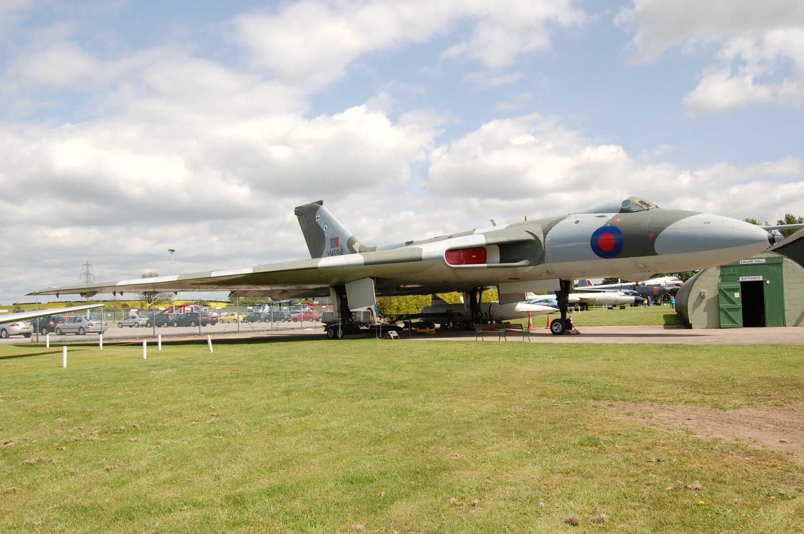 Avro Vulcan Wallpapers (46 images) - WallpaperCat
