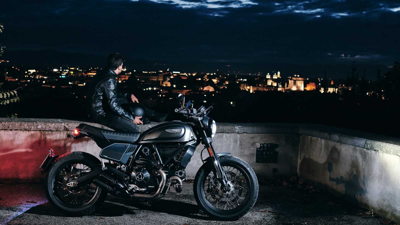 Ducati Scrambler Nightshift Wallpapers (19 images) - WallpaperCat