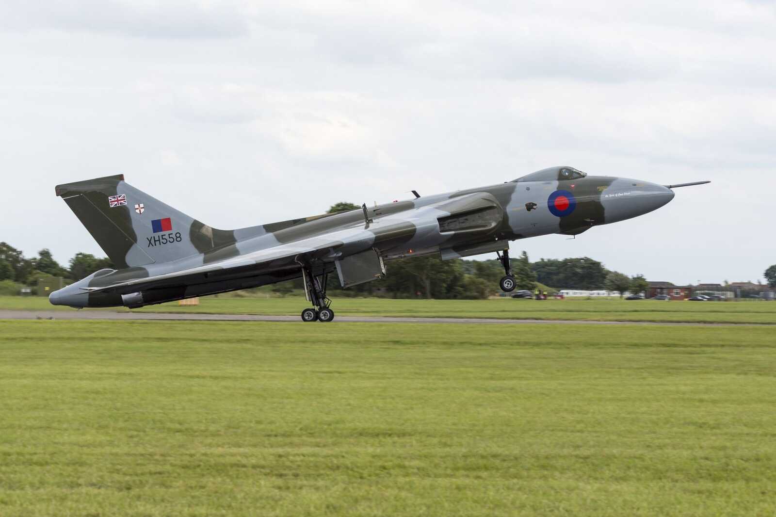Avro Vulcan Wallpapers (46 images) - WallpaperCat