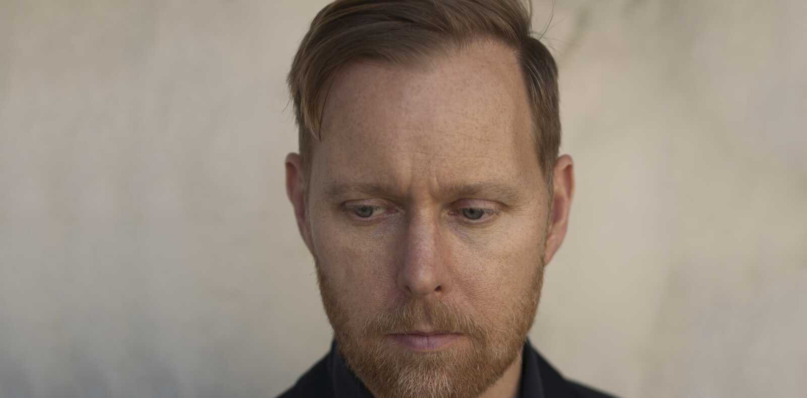 Nate Mendel Wallpapers (10 images) - WallpaperCat