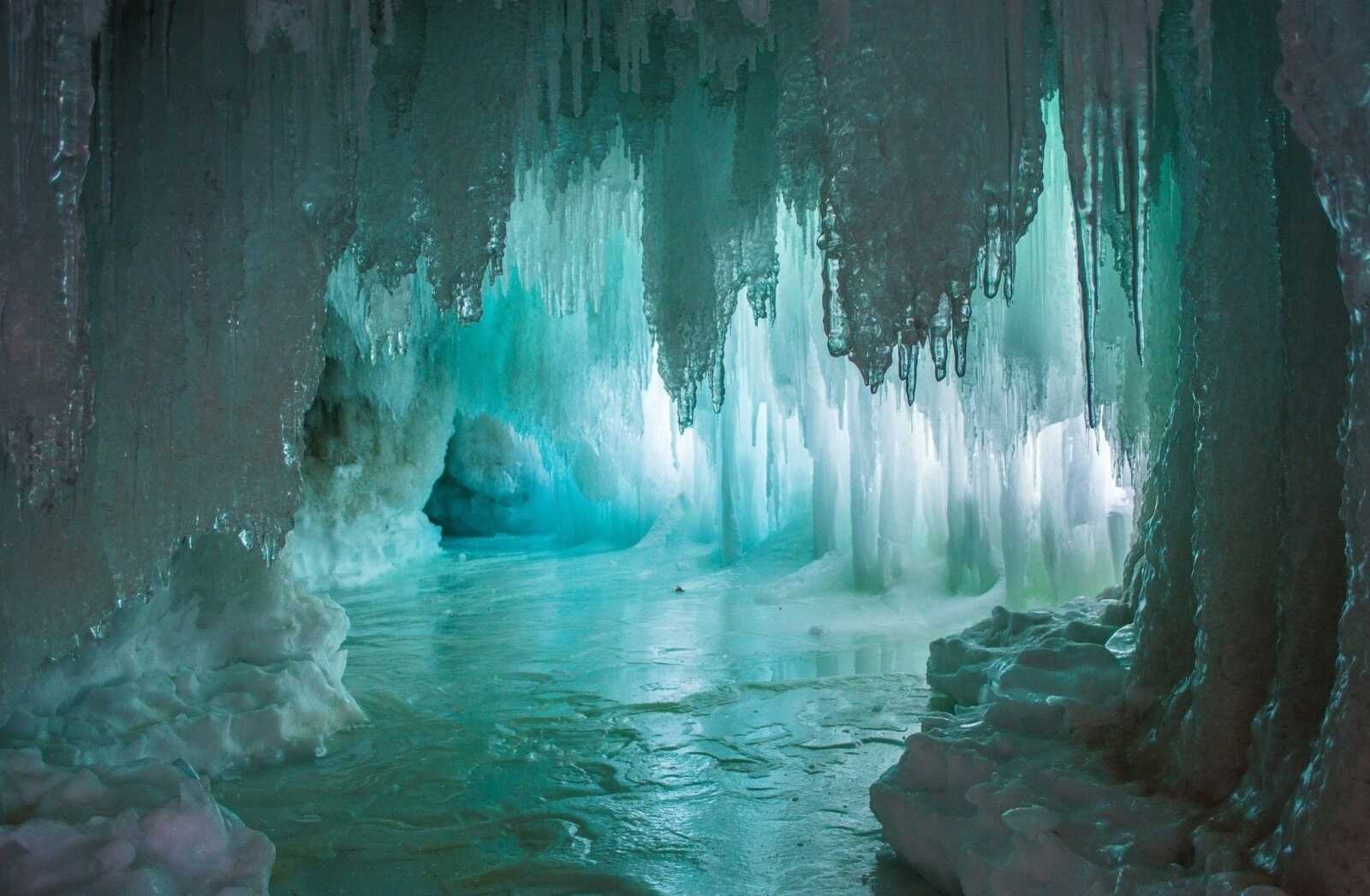 Ice Cave Wallpapers (69 images) - WallpaperCat