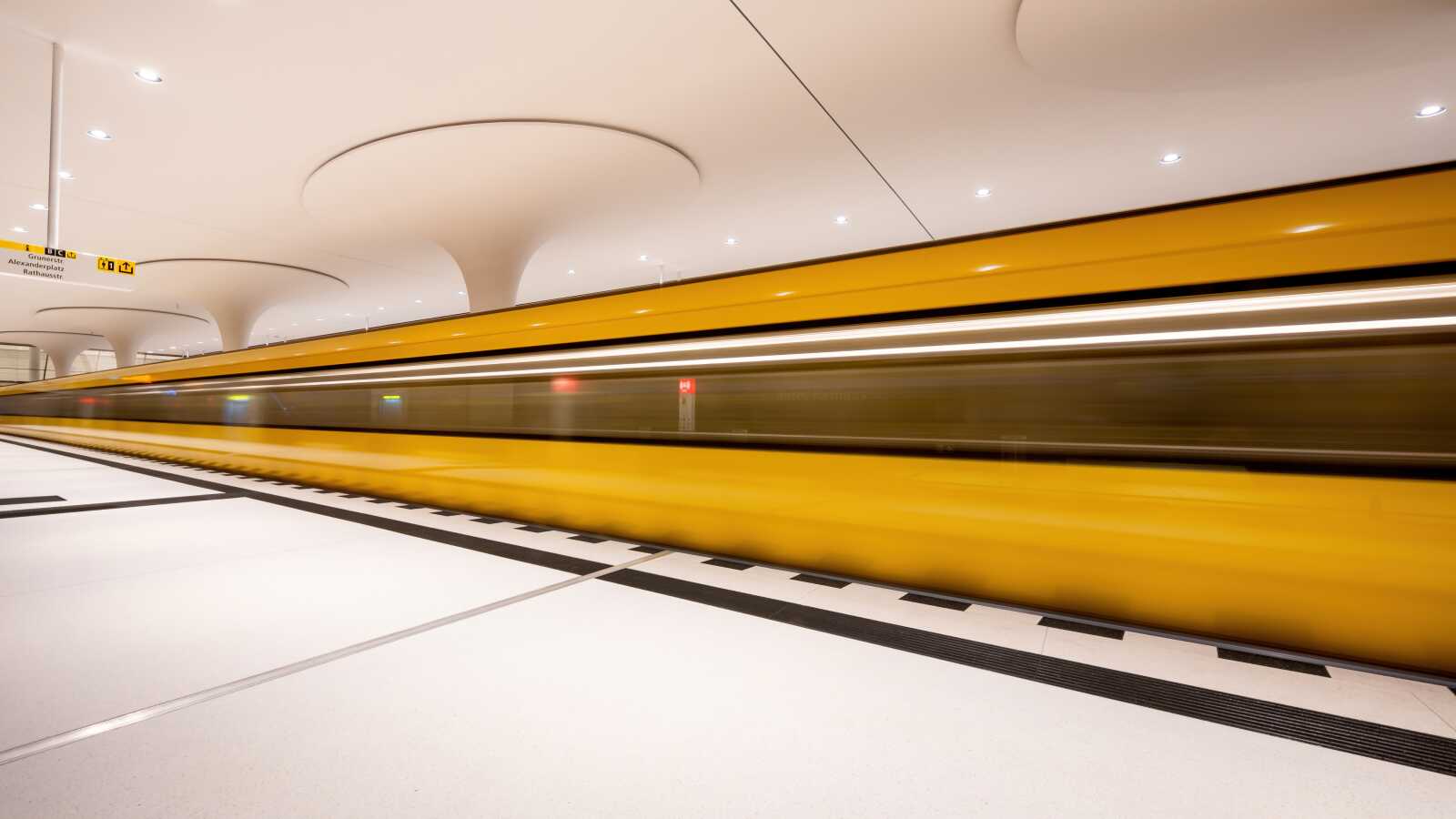 Subway Wallpapers (32 images) - WallpaperCat