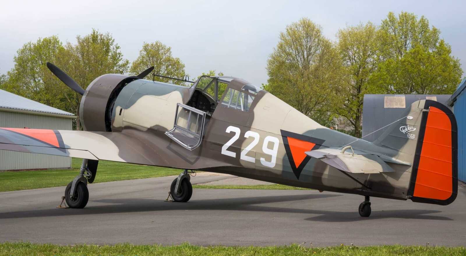 Fokker Wallpapers (16 images) - WallpaperCat
