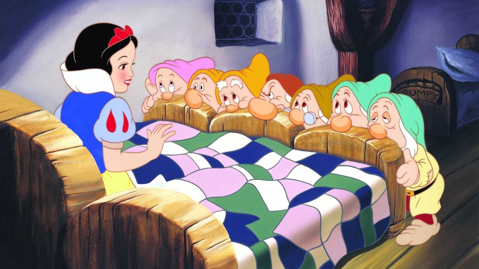 Snow White (1937) Wallpapers (25 images) - WallpaperCat