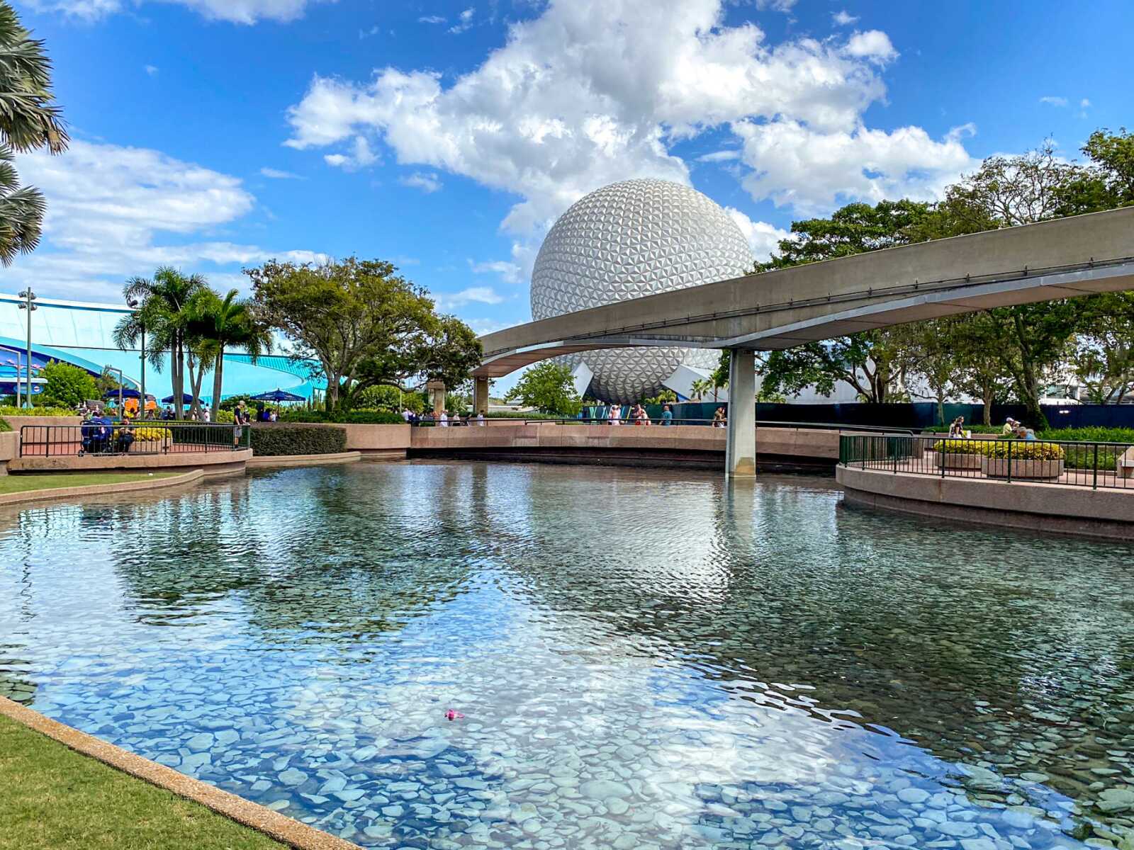 Epcot Park Wallpapers (41 images) - WallpaperCat