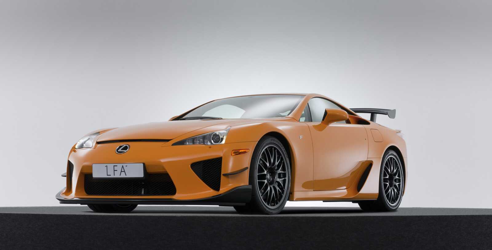 Lexus LFA Wallpapers (54 images) - WallpaperCat