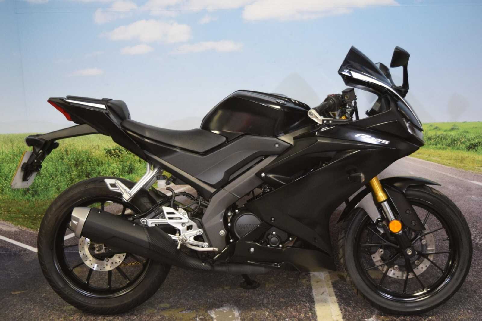 Yamaha YZF-R125 Wallpapers (23 images) - WallpaperCat