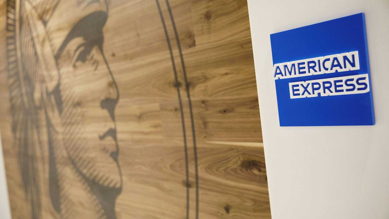 American Express Wallpapers (25 images) - WallpaperCat