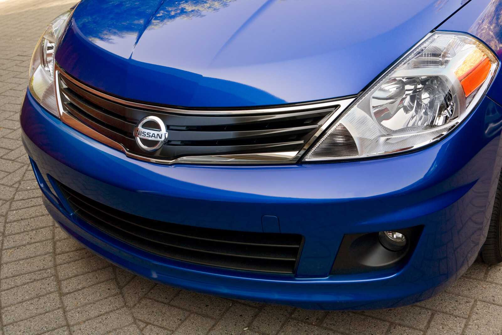 Nissan Versa Wallpapers (29 images) - WallpaperCat