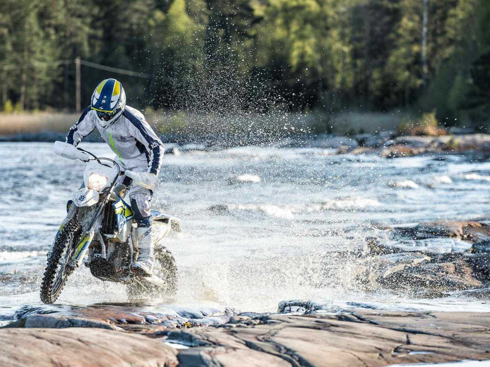 Husqvarna FE Wallpapers (24 images) - WallpaperCat