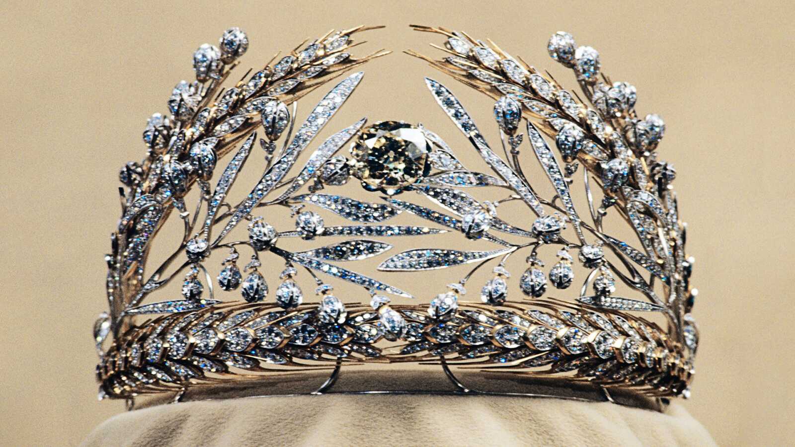 Diadem Wallpapers (15 images) - WallpaperCat