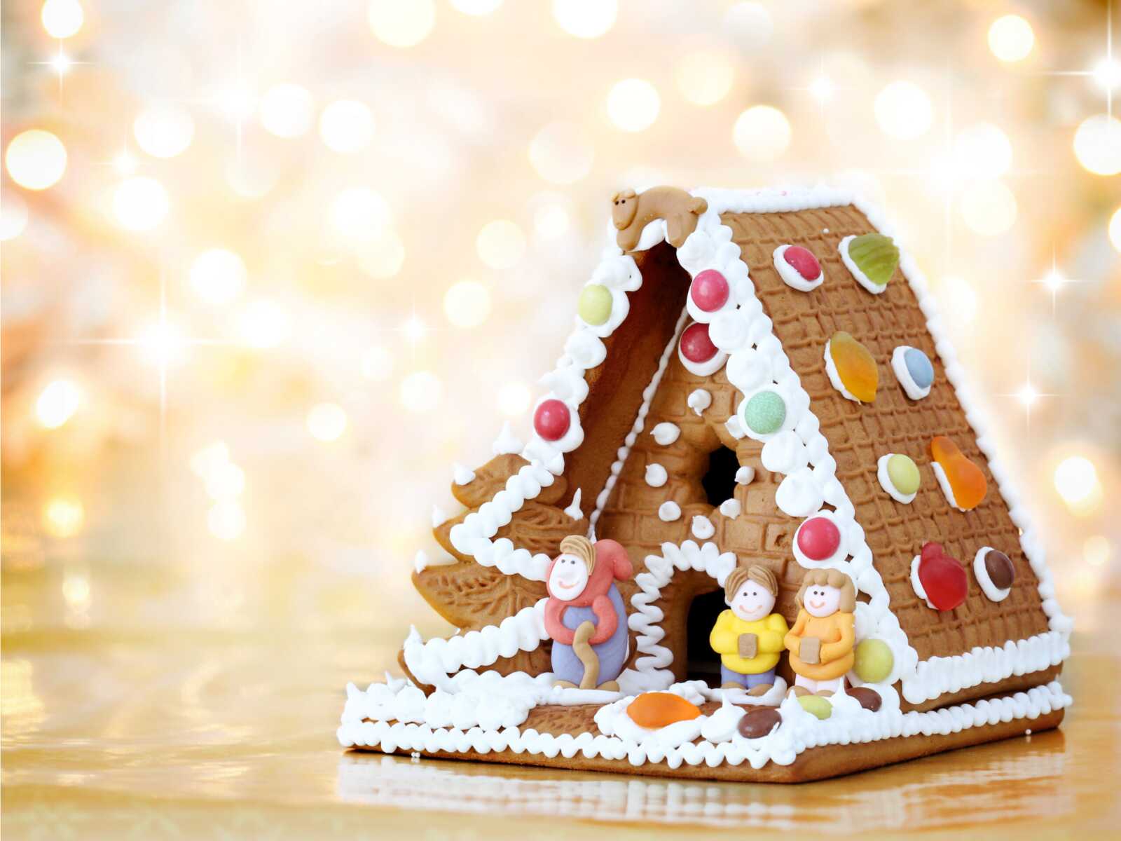 Gingerbread House Wallpapers (53 images) - WallpaperCat