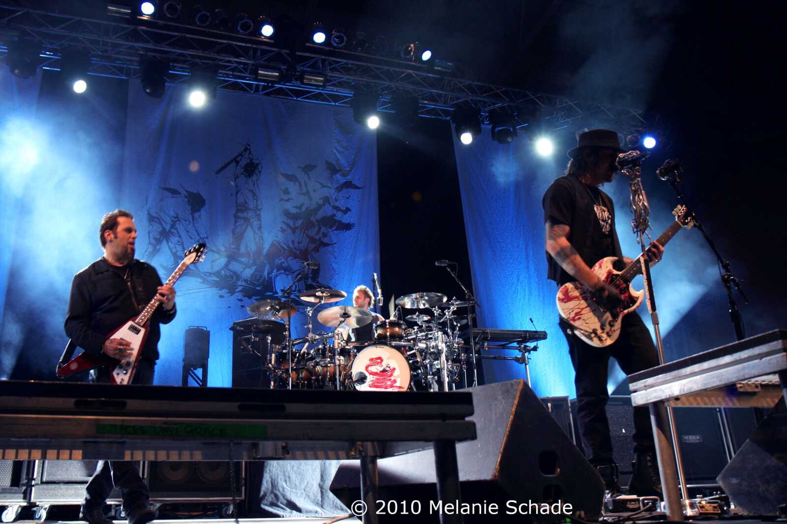 Three Days Grace (Band) Wallpapers (31 images) - WallpaperCat