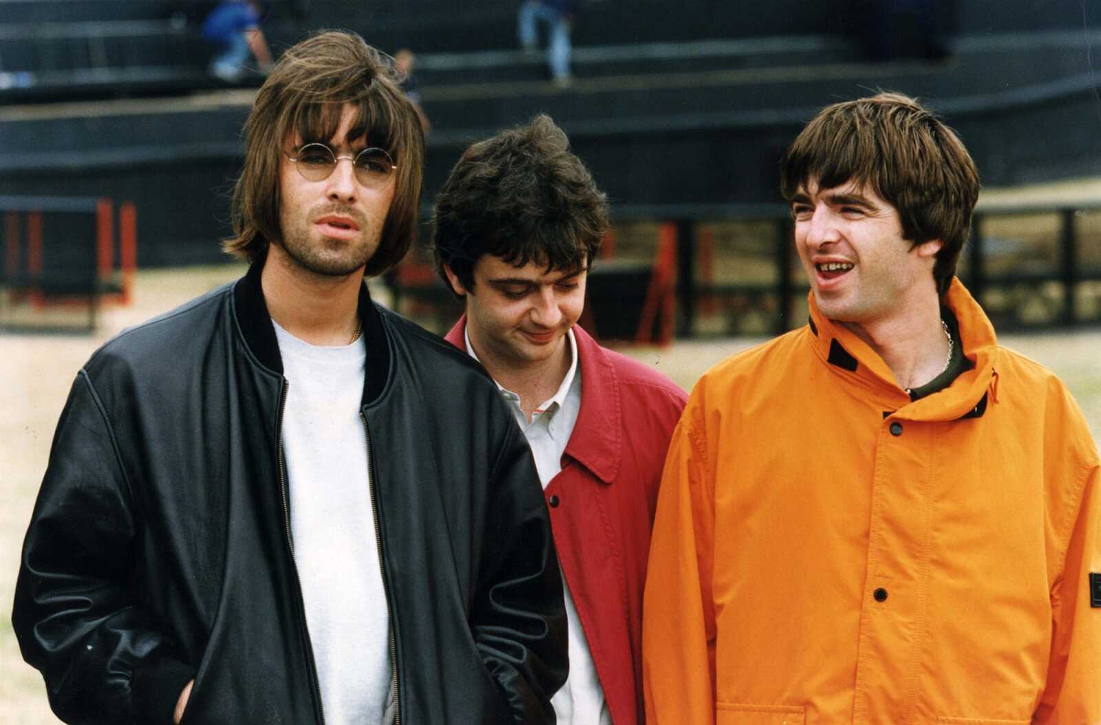 Oasis (Band) Wallpapers (25 images) - WallpaperCat