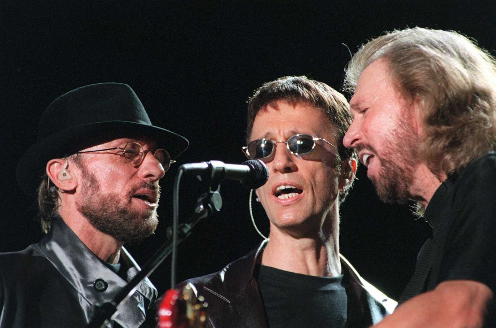 Bee Gees Wallpapers (19 images) - WallpaperCat