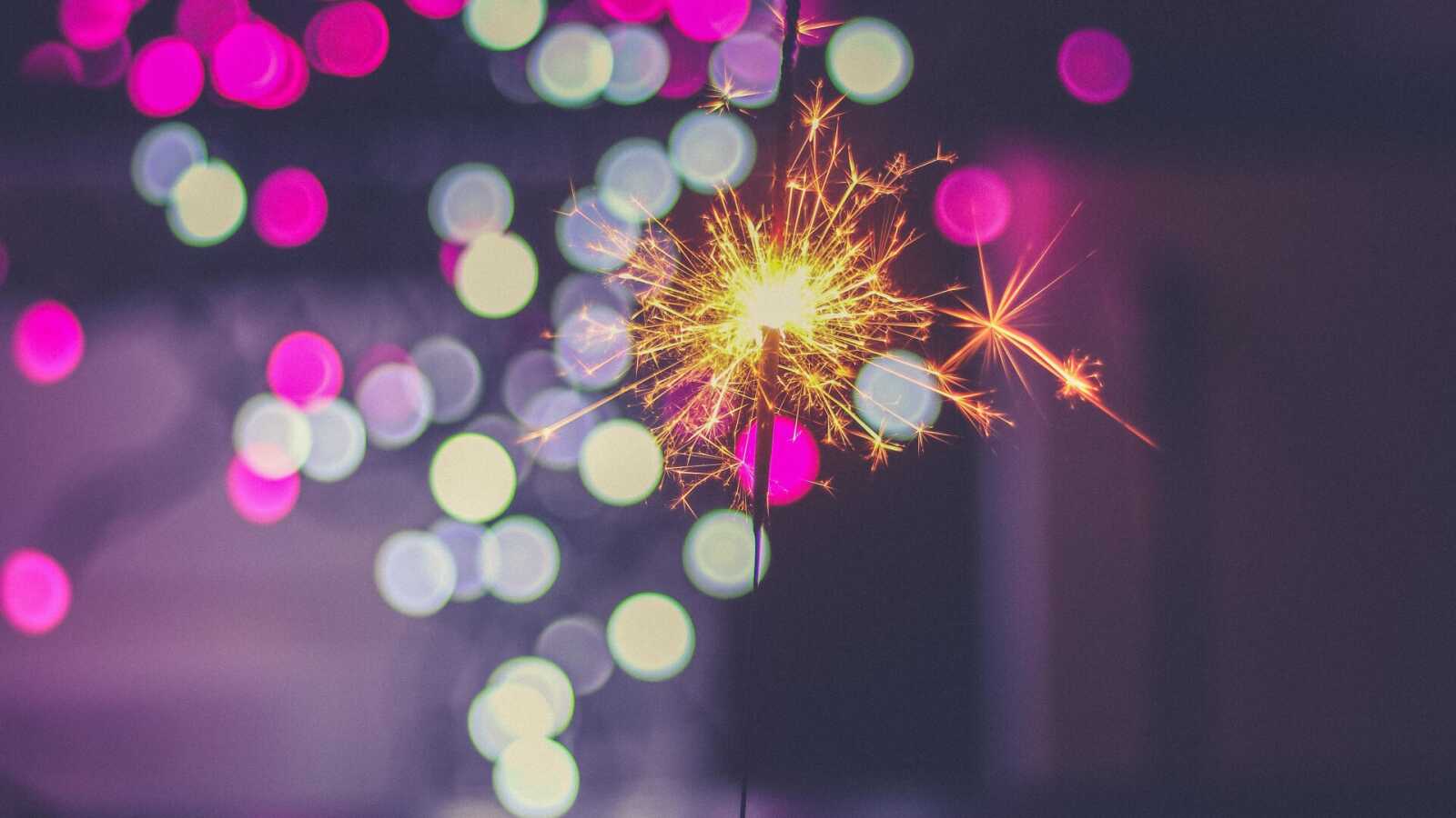 Sparkler Wallpapers (32 images) - WallpaperCat