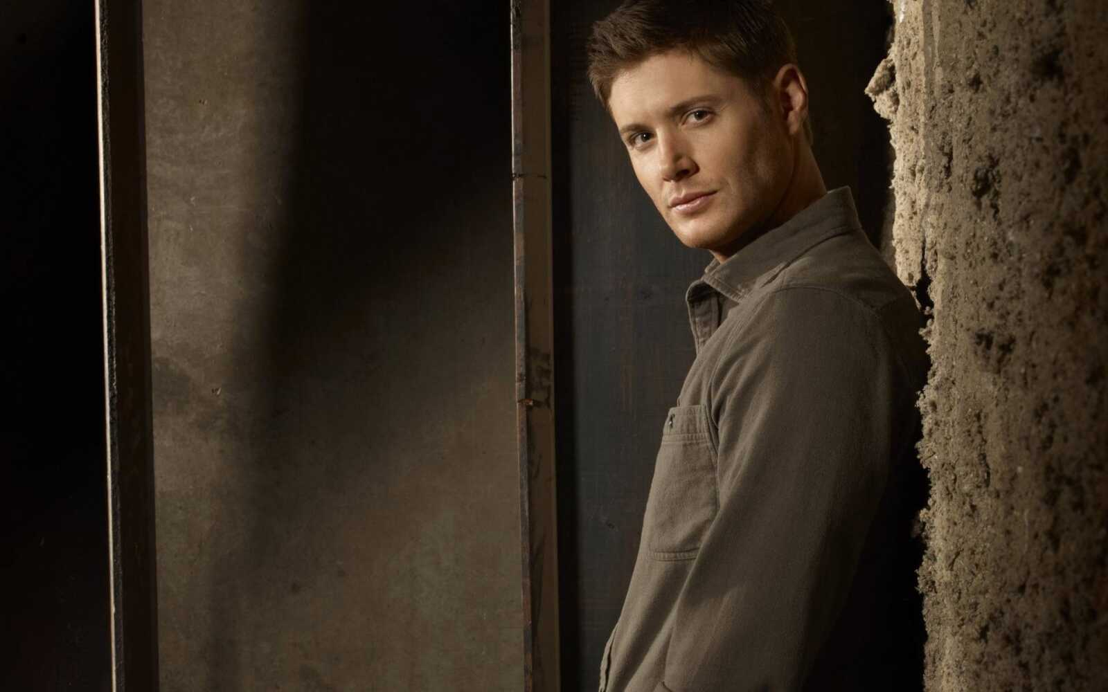 Dean Winchester Wallpapers (29 images) - WallpaperCat