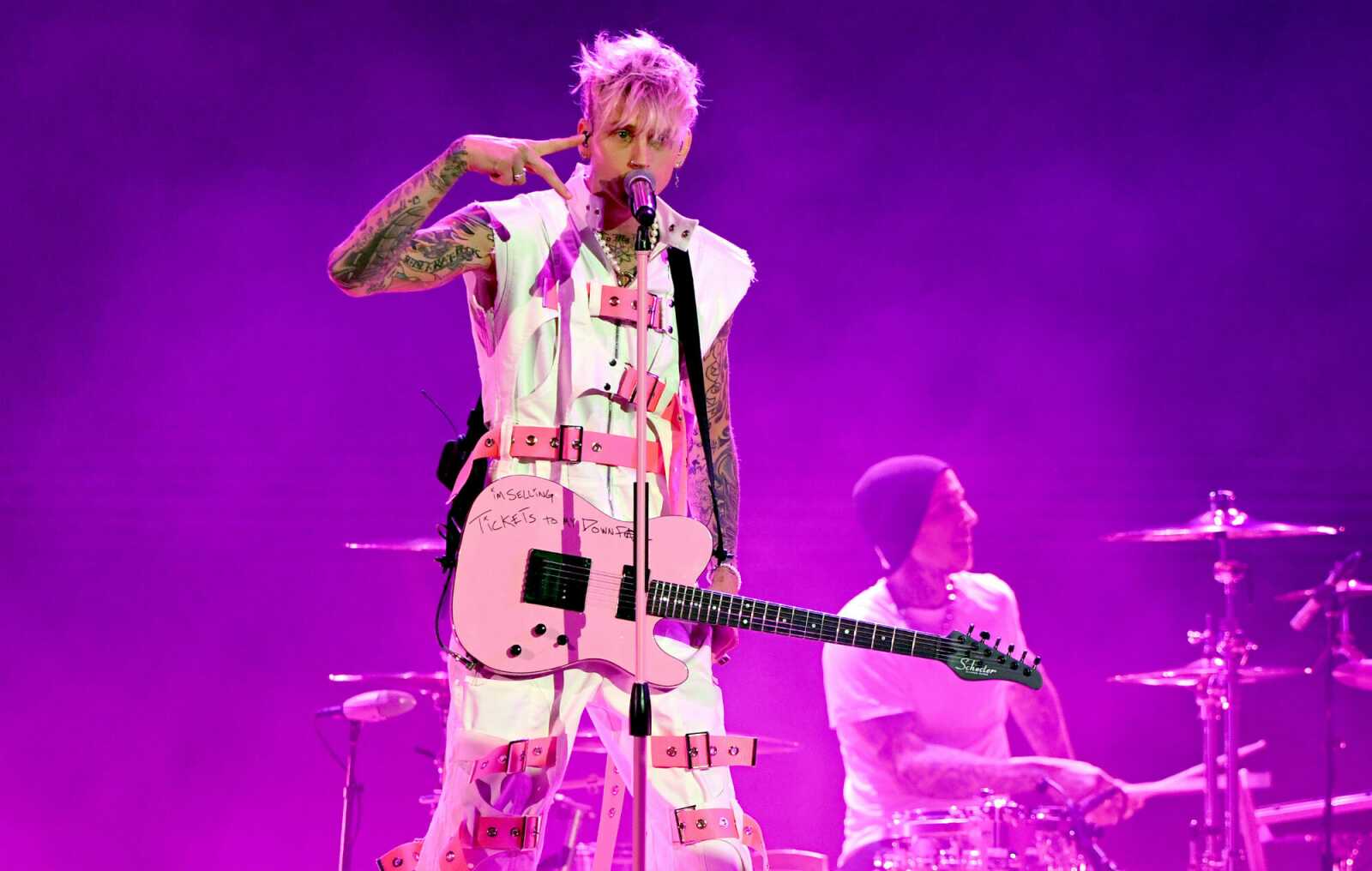 Machine Gun Kelly Wallpapers (34 images) - WallpaperCat