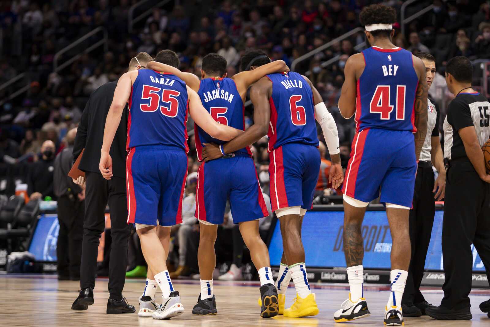 Detroit Pistons Wallpapers (51 images) - WallpaperCat