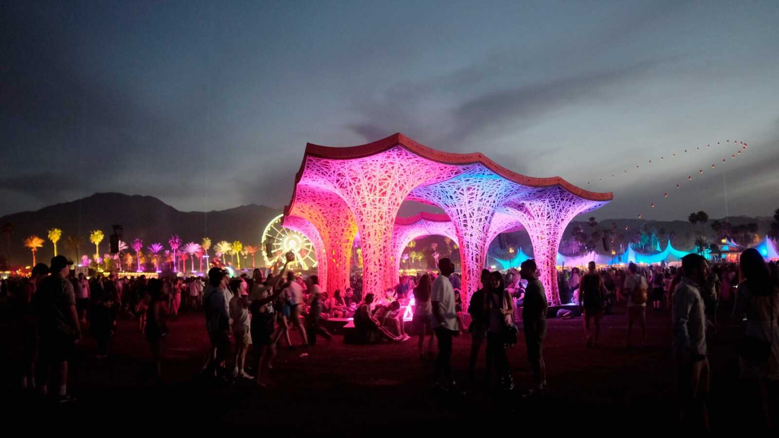 Coachella Wallpapers (32 images) - WallpaperCat