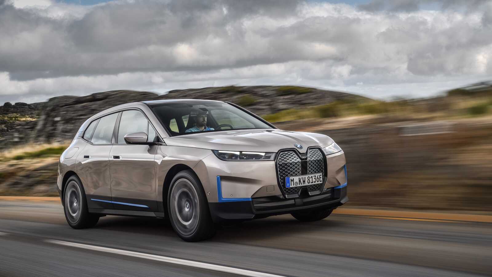 BMW iX Wallpapers (32 images) - WallpaperCat