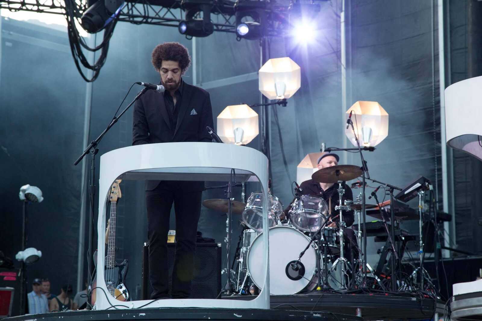 Broken Bells (Band) Wallpapers (9 images) - WallpaperCat