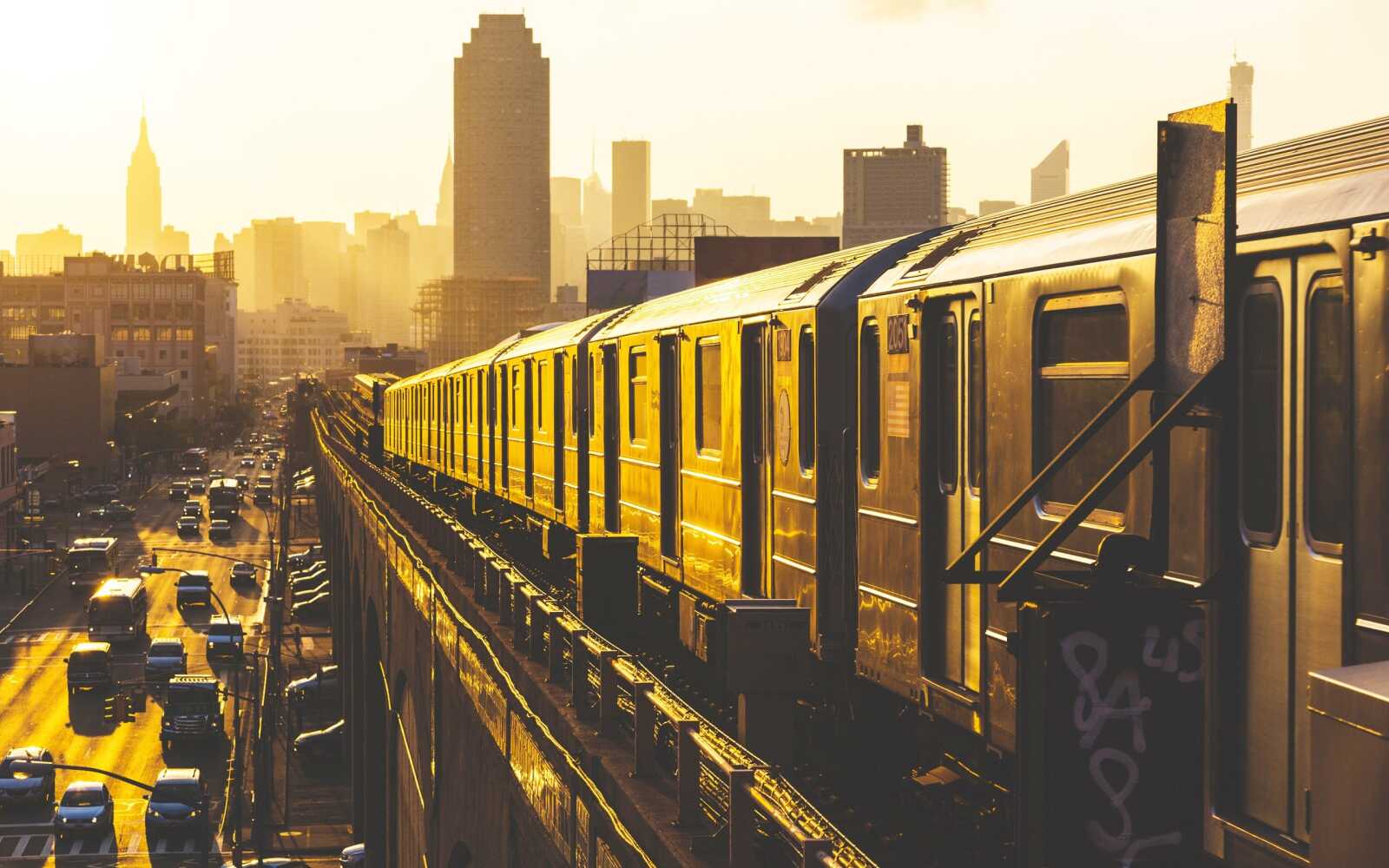 Public Transport Wallpapers (32 images) - WallpaperCat