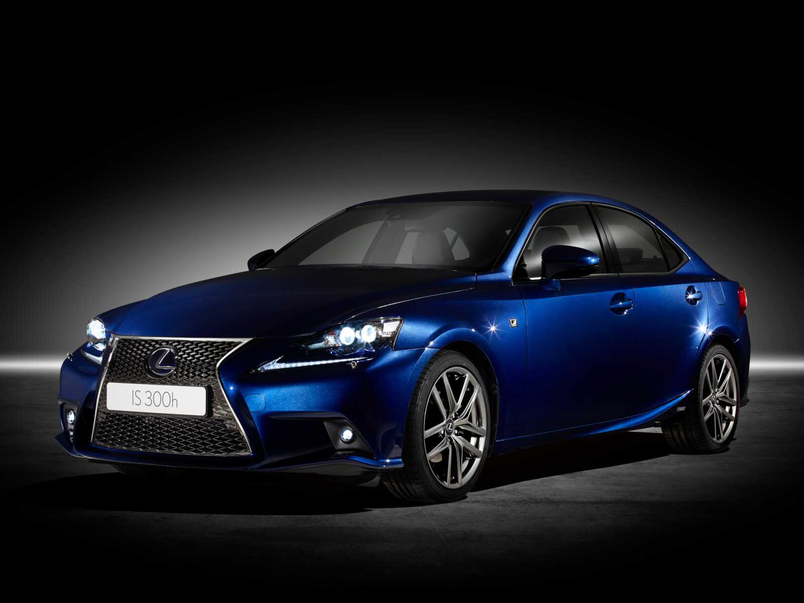 Lexus IS Wallpapers (49 images) - WallpaperCat