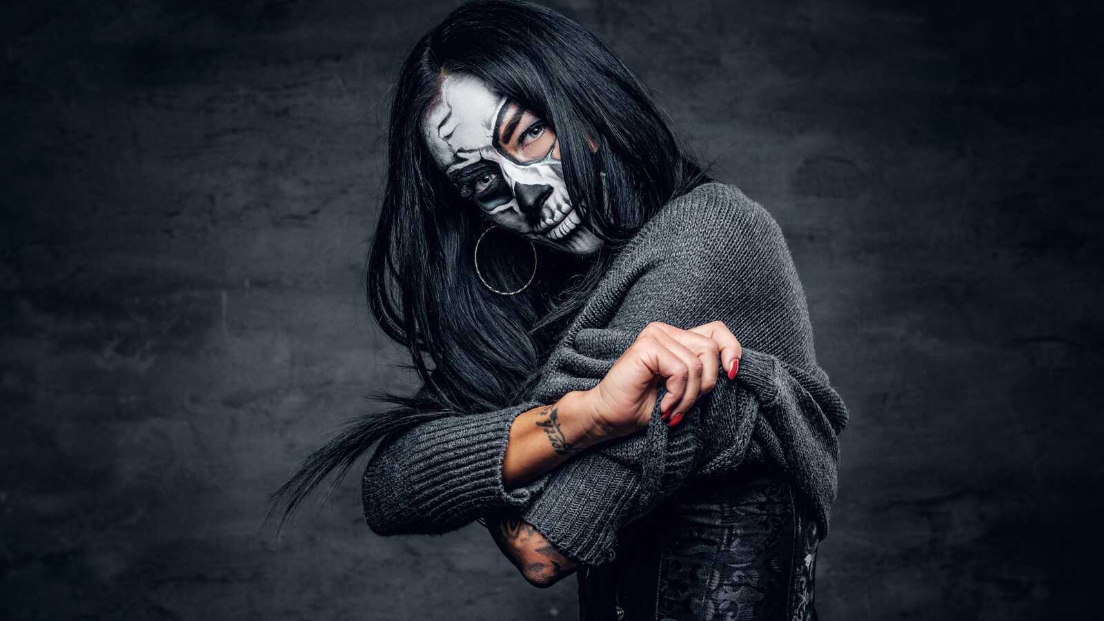 Goth Girl Wallpapers (31 images) - WallpaperCat