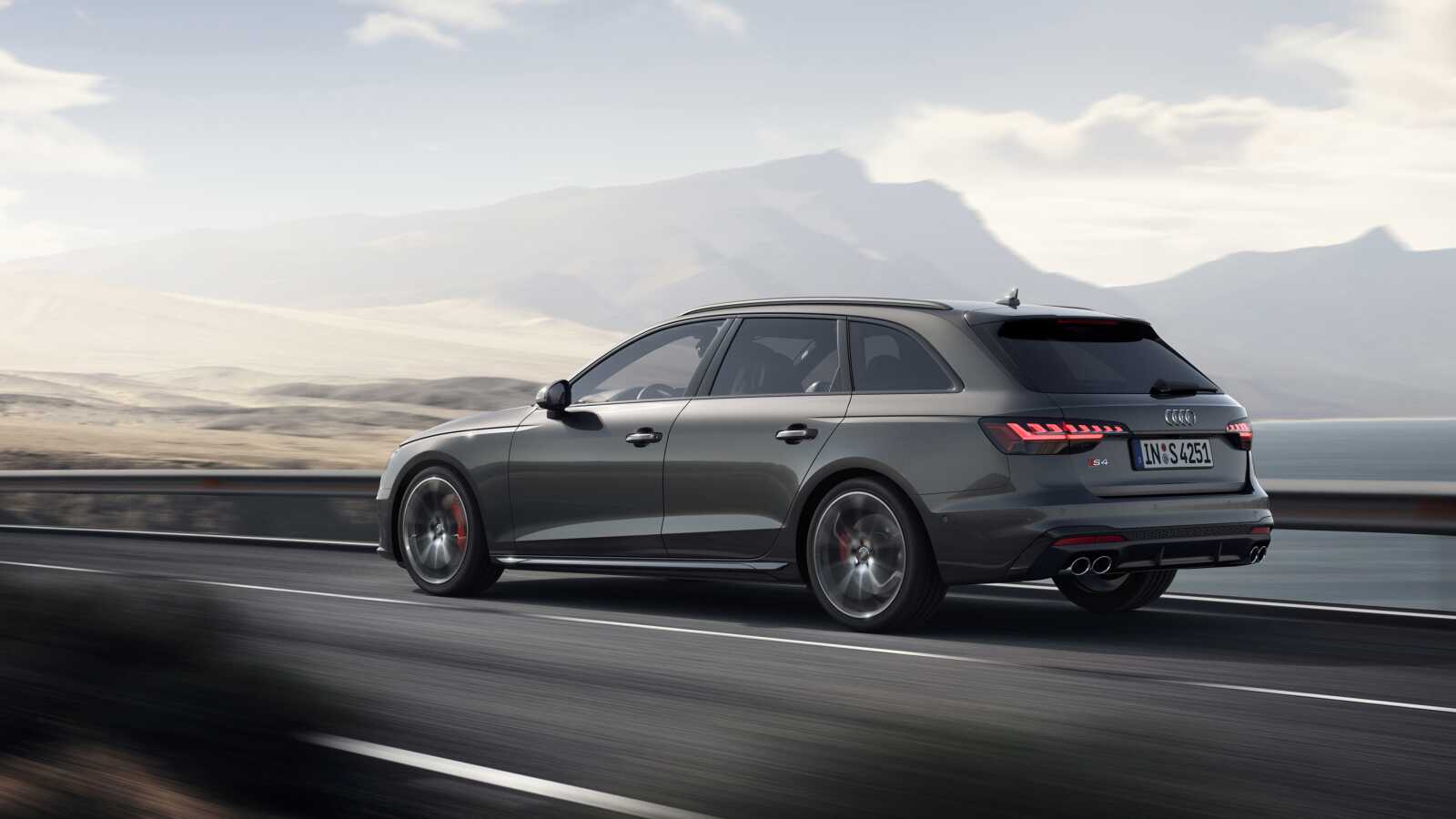 Audi S4 Wallpapers (39 images) - WallpaperCat