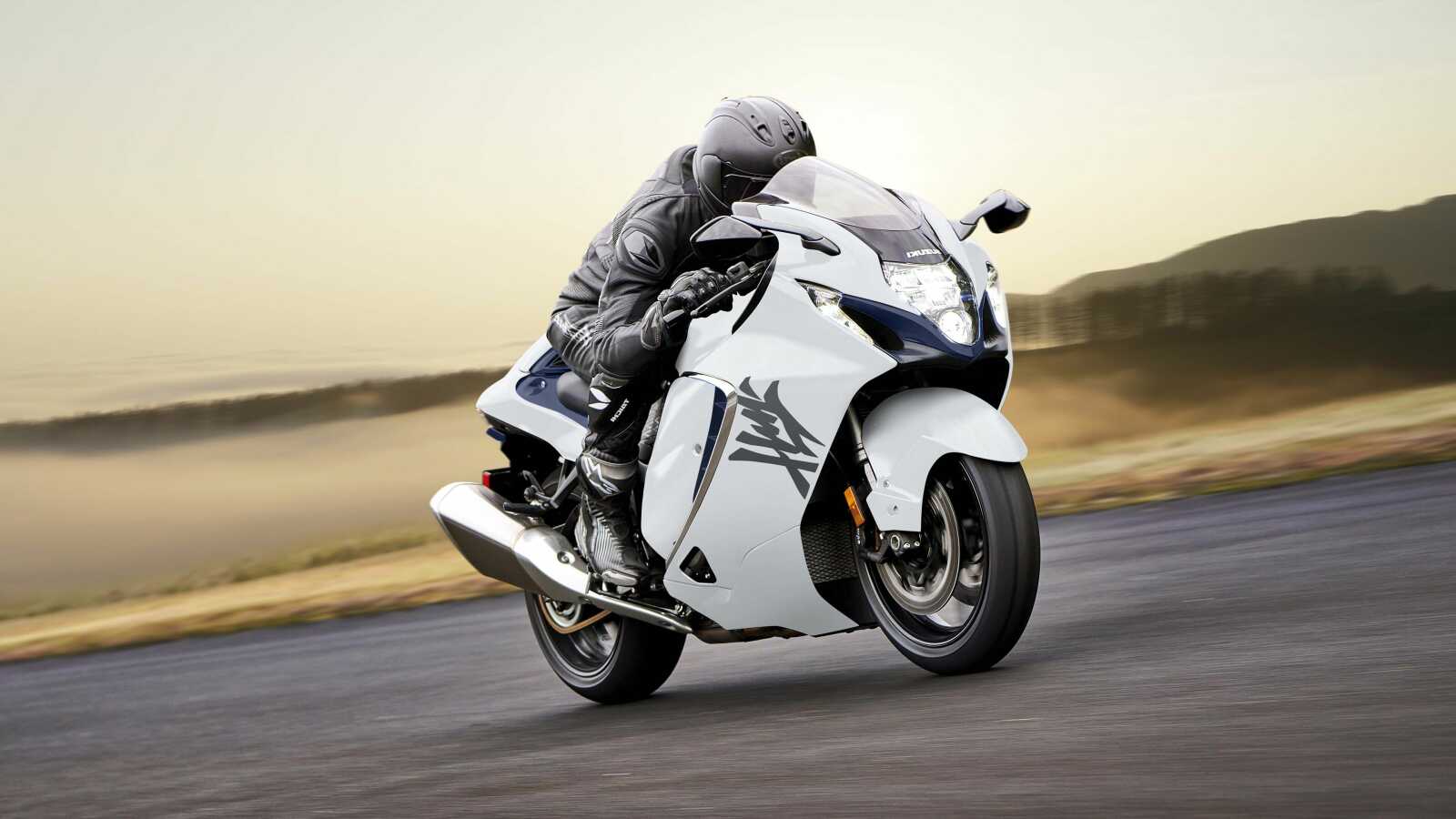 Suzuki Hayabusa Wallpapers (43 images) - WallpaperCat