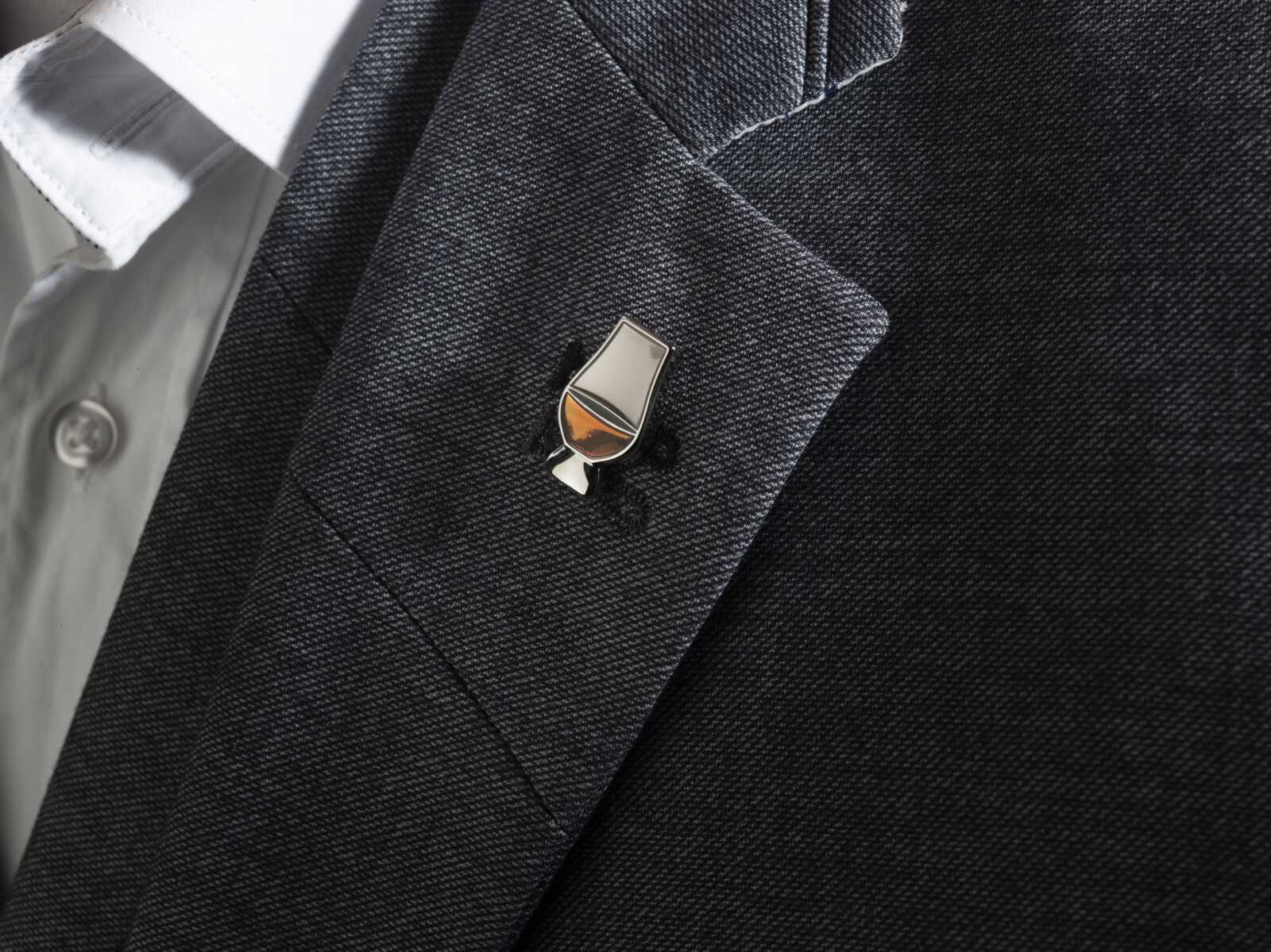 Lapel Pin Wallpapers (16 images) - WallpaperCat