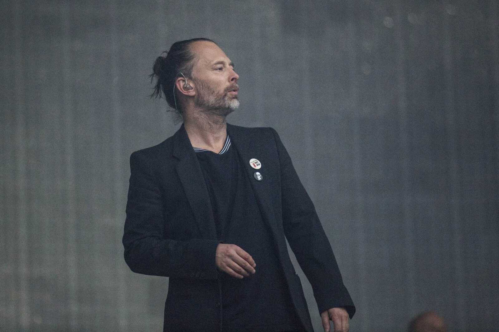 Thom Yorke Wallpapers (33 images) - WallpaperCat