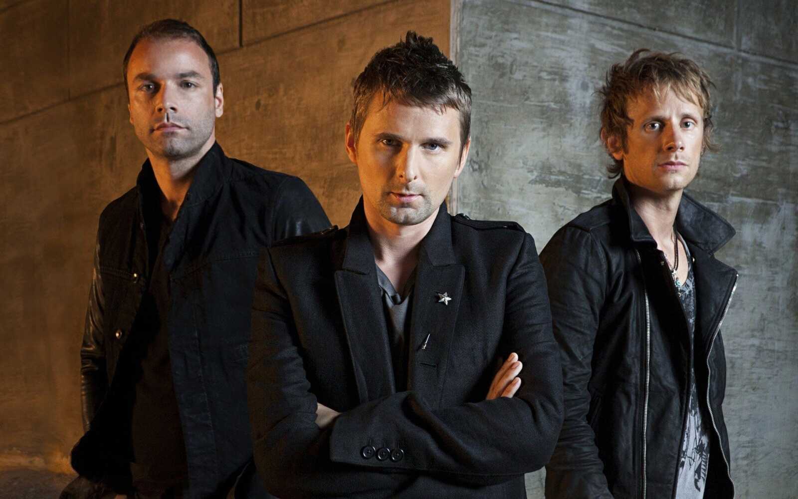 Matt Bellamy Wallpapers (15 images) - WallpaperCat