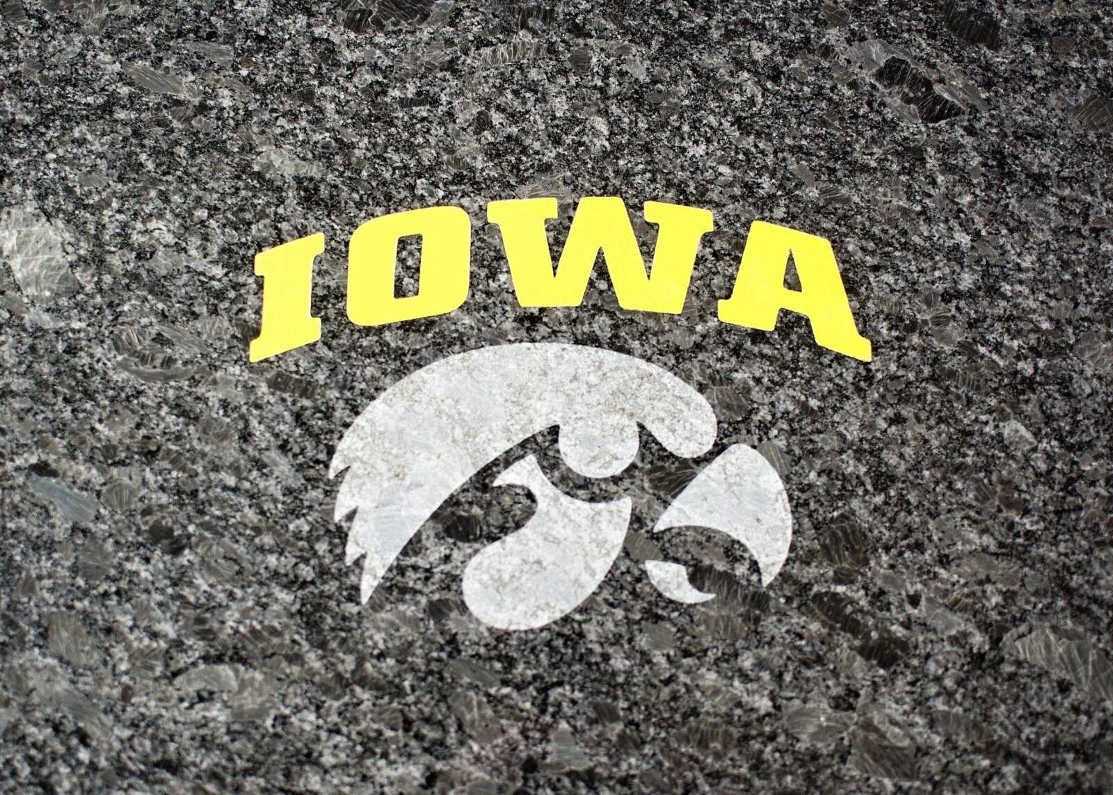 Iowa Hawkeyes Football Wallpapers (33 images) - WallpaperCat