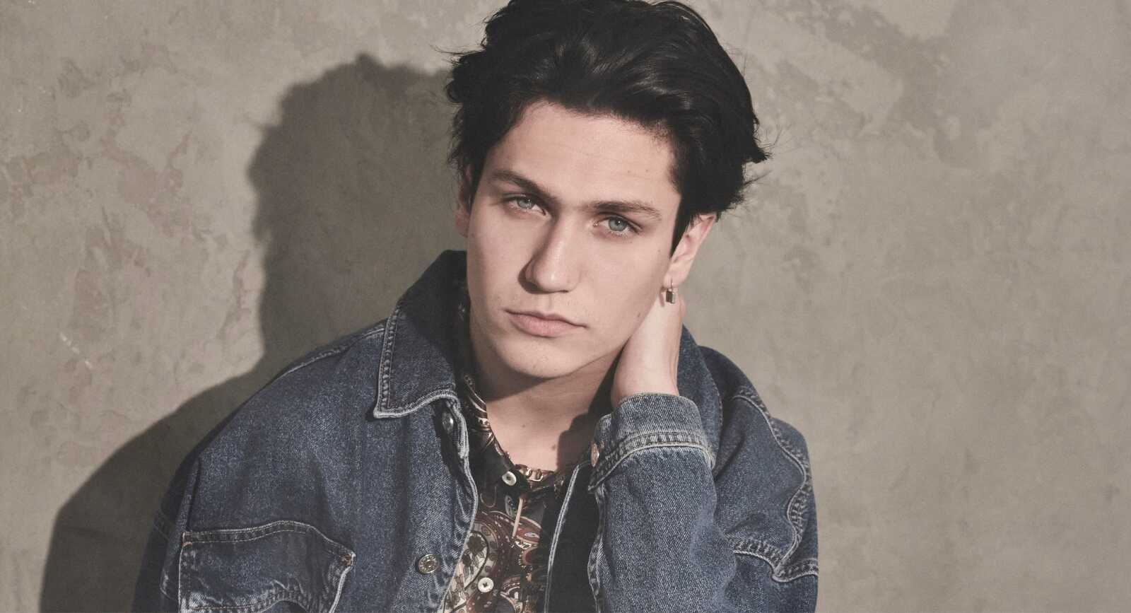 Huddy Wallpapers (8 images) - WallpaperCat