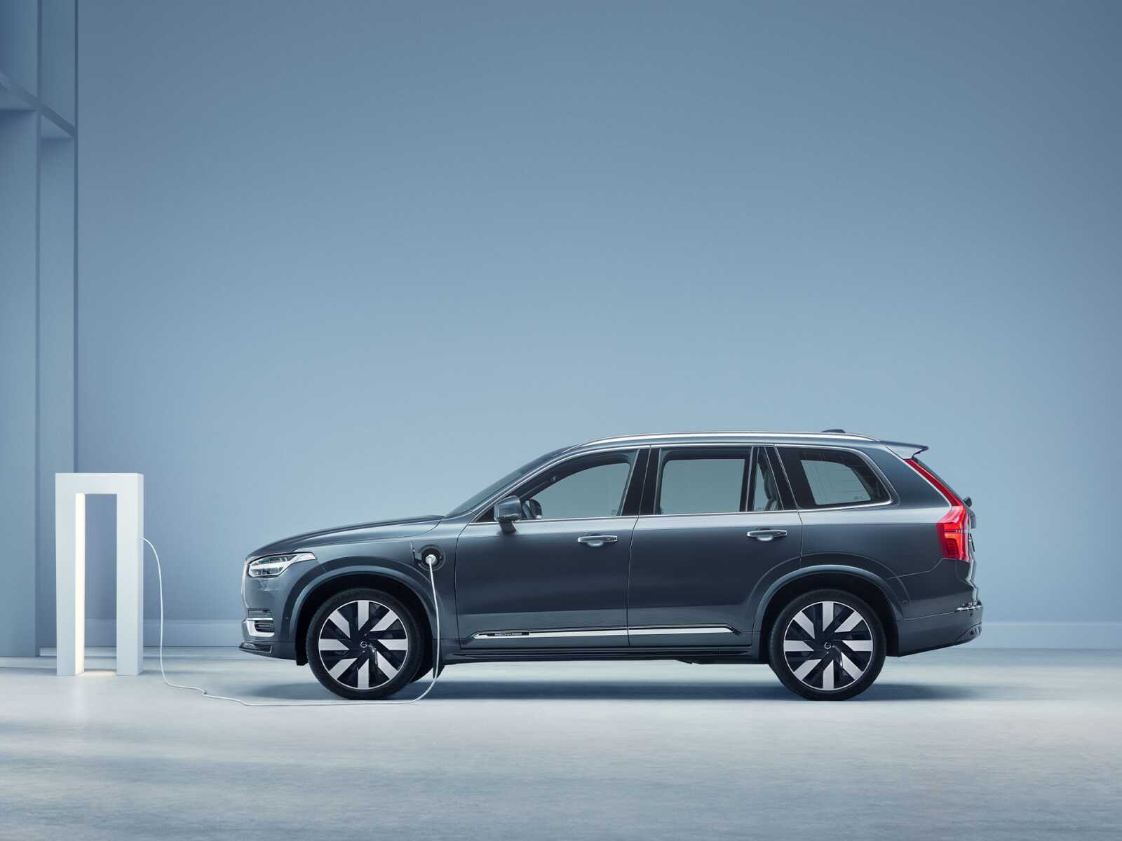 Volvo XC90 Wallpapers (58 images) - WallpaperCat