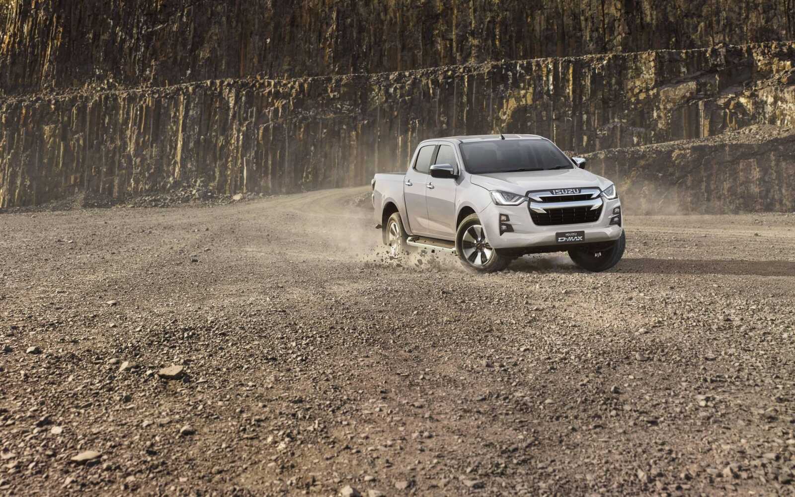ISUZU Wallpapers (43 images) - WallpaperCat
