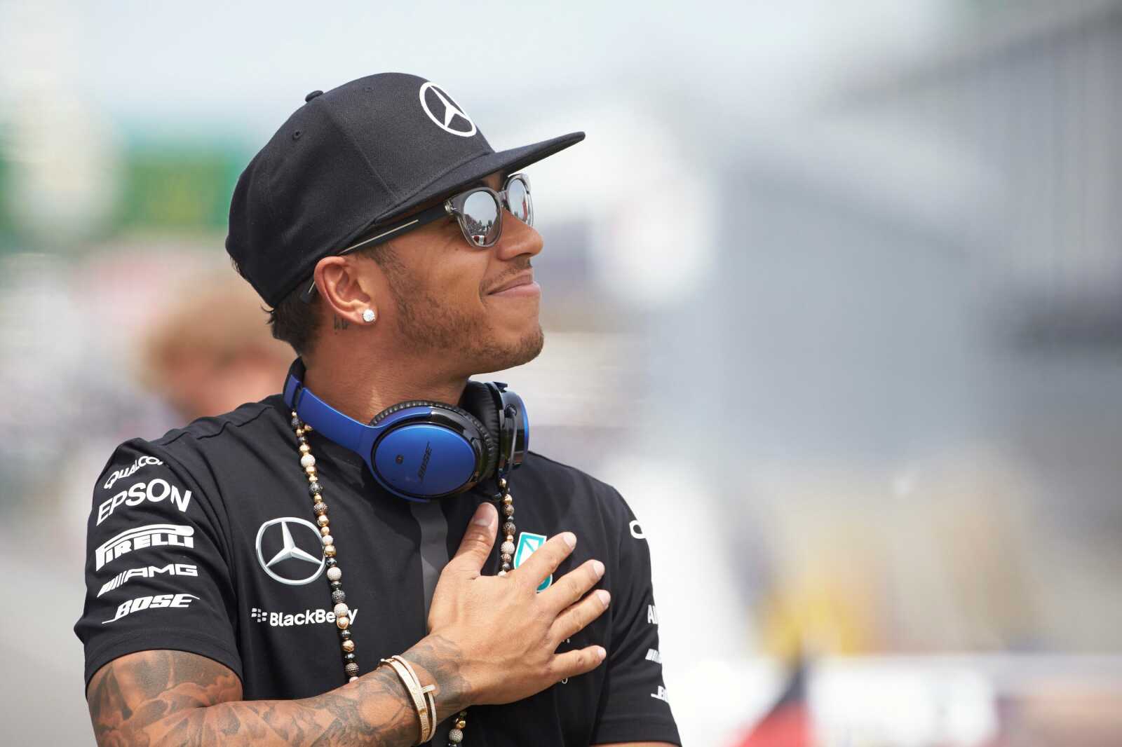 Lewis Hamilton Wallpapers (40 images) - WallpaperCat
