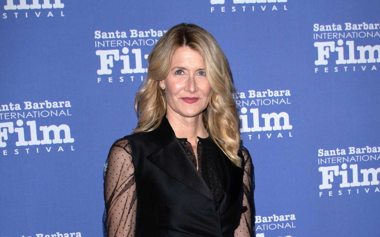 Laura Dern Wallpapers (25 images) - WallpaperCat