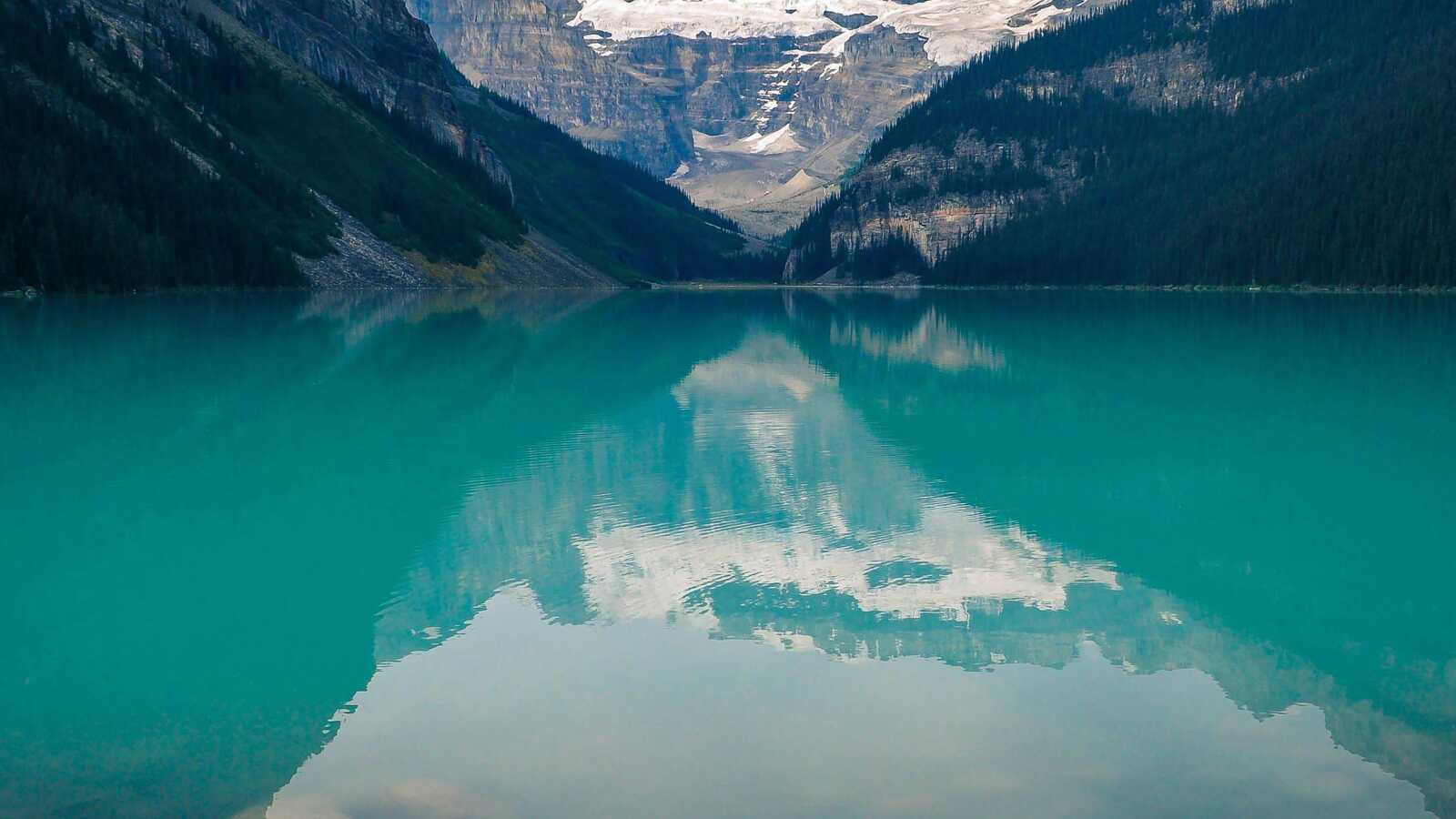 Lake Louise Wallpapers (114 images) - WallpaperCat