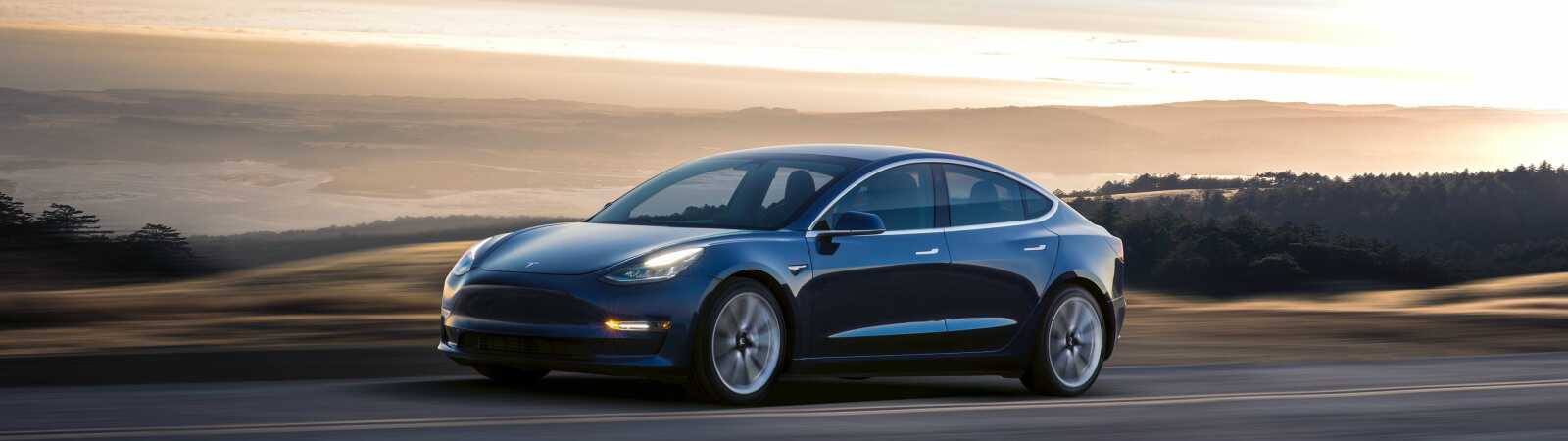 Tesla Model 3 Wallpapers (48 images) - WallpaperCat