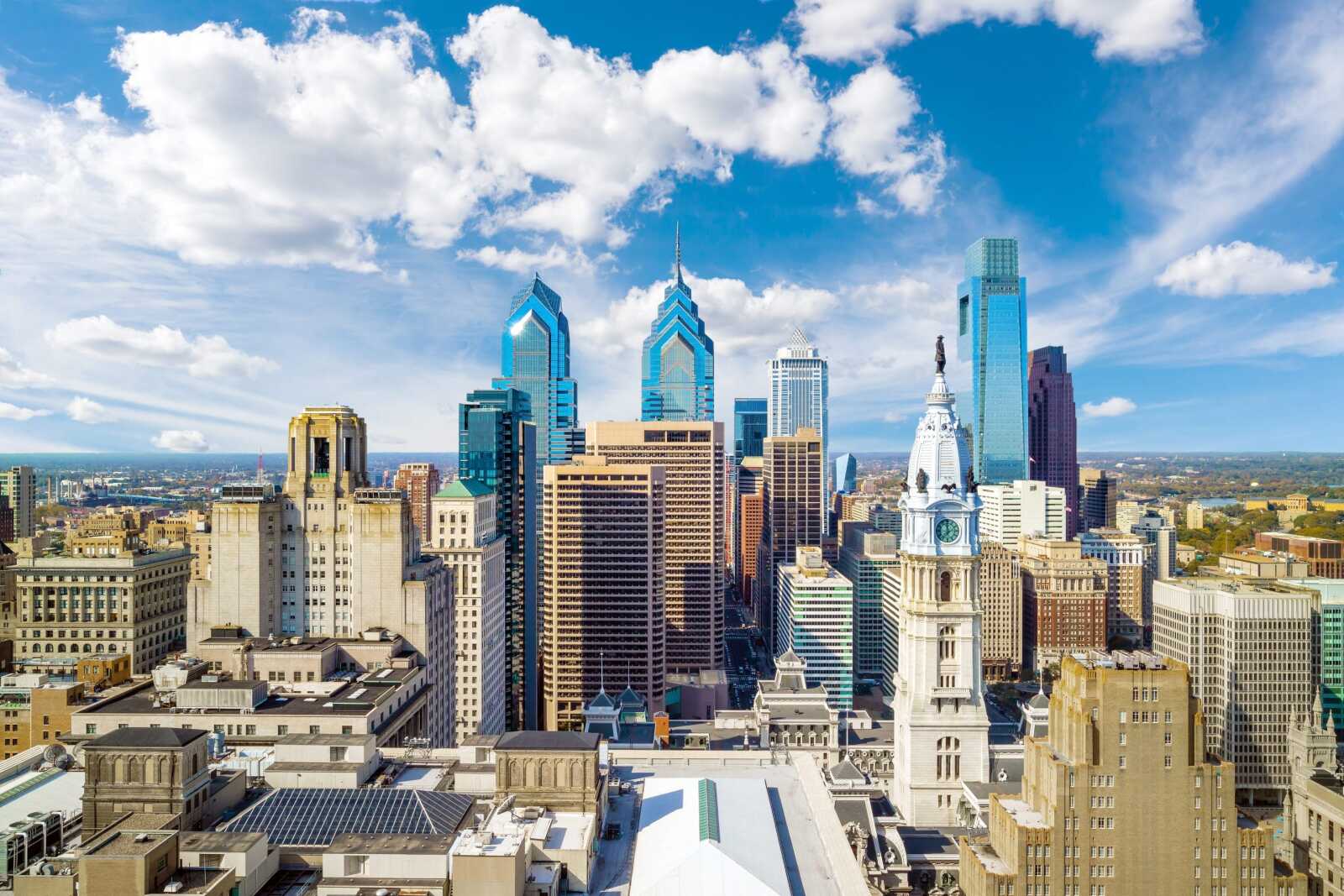 Philadelphia Skyline Wallpapers (45 images) - WallpaperCat