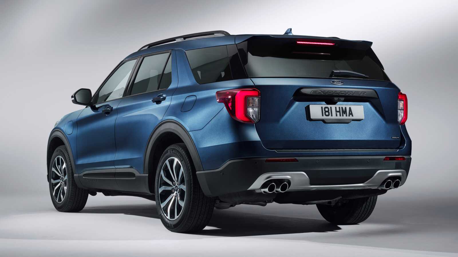 Ford Explorer Wallpapers (70 images) - WallpaperCat