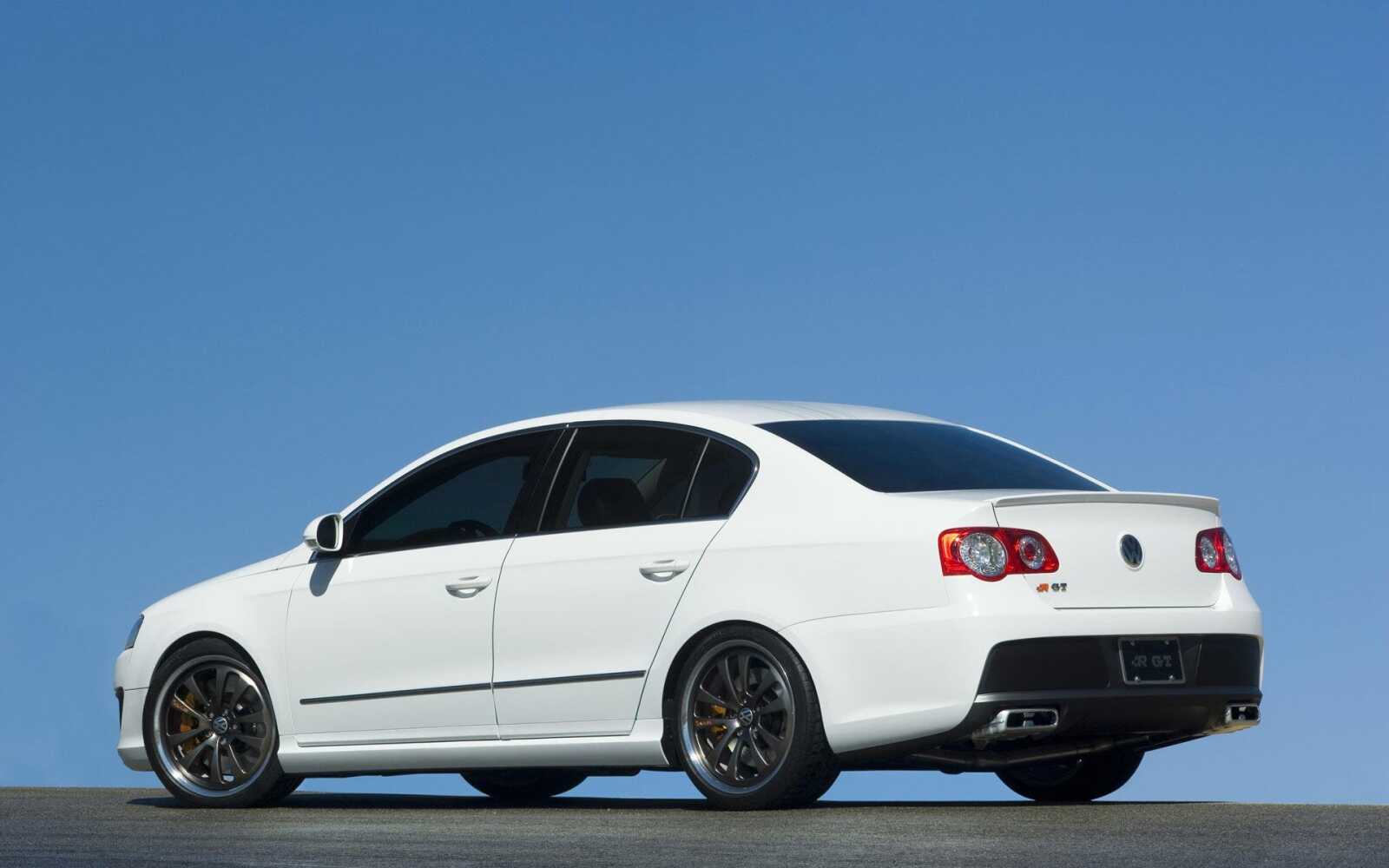 Volkswagen Passat Wallpapers (58 images) - WallpaperCat