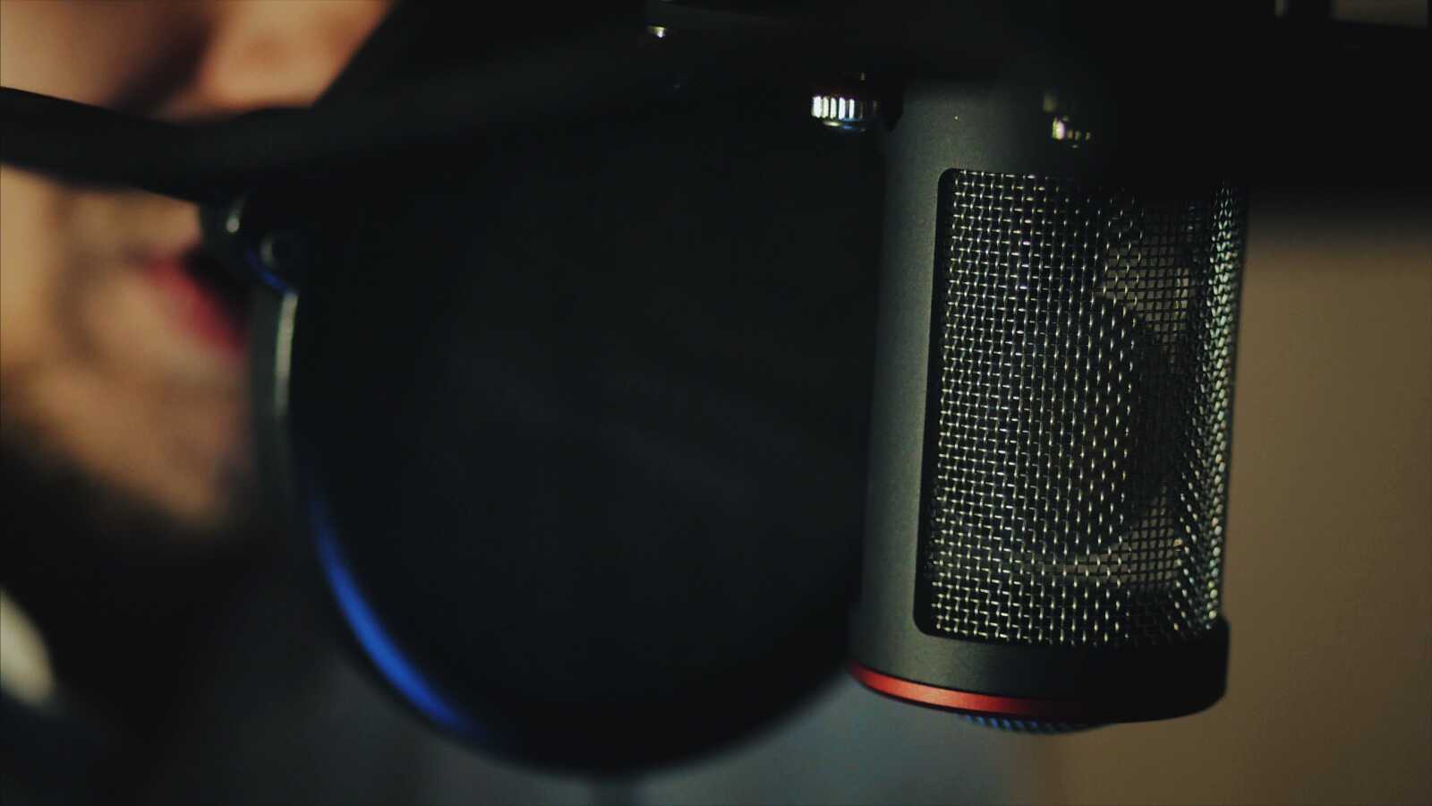 Microphone Wallpapers (60 images) - WallpaperCat